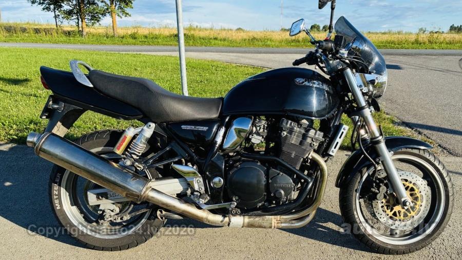 Черный Сузуки GSX 750F 1999 в Таллин, объемом двигателя 0.75 л и пробегом 61 тыс. км за 1500 €, фото 1 на AUTOMOTO.COM.LV