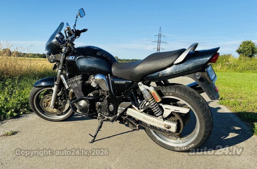 Черный Сузуки GSX 750F 1999 в Таллин, объемом двигателя 0.75 л и пробегом 61 тыс. км за 1500 €, фото 3 на AUTOMOTO.COM.LV