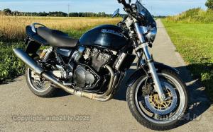 Черный Сузуки GSX 750F 1999 в Таллин, объемом двигателя 0.75 л и пробегом 61 тыс. км за 1500 €, фото 5 на AUTOMOTO.COM.LV