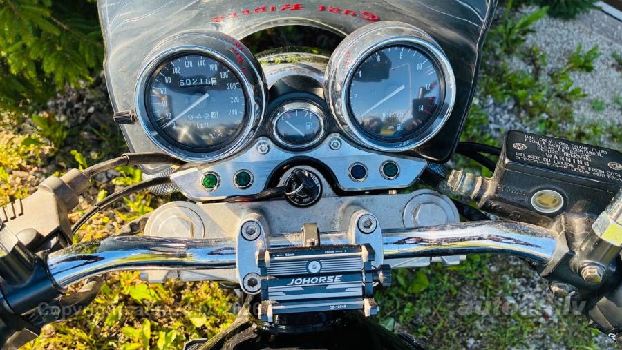 Черный Сузуки GSX 750F 1999 в Таллин, объемом двигателя 0.75 л и пробегом 61 тыс. км за 1500 €, фото 8 на AUTOMOTO.COM.LV