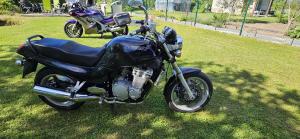 Black Suzuki GSX 1991 in Ukmerge, with an engine capacity of 1.10 L and mileage of 8 thousand km for 1550 €, photo 7 on AUTOMOTO.COM.LV