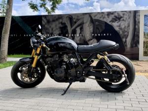 Melns Suzuki GSX 2002 Palanga, ar dzinēja tilpumu 0.75 L un nobraukumu 22 tūkst. km par 3499 €, foto 3 vietnē AUTOMOTO.COM.LV