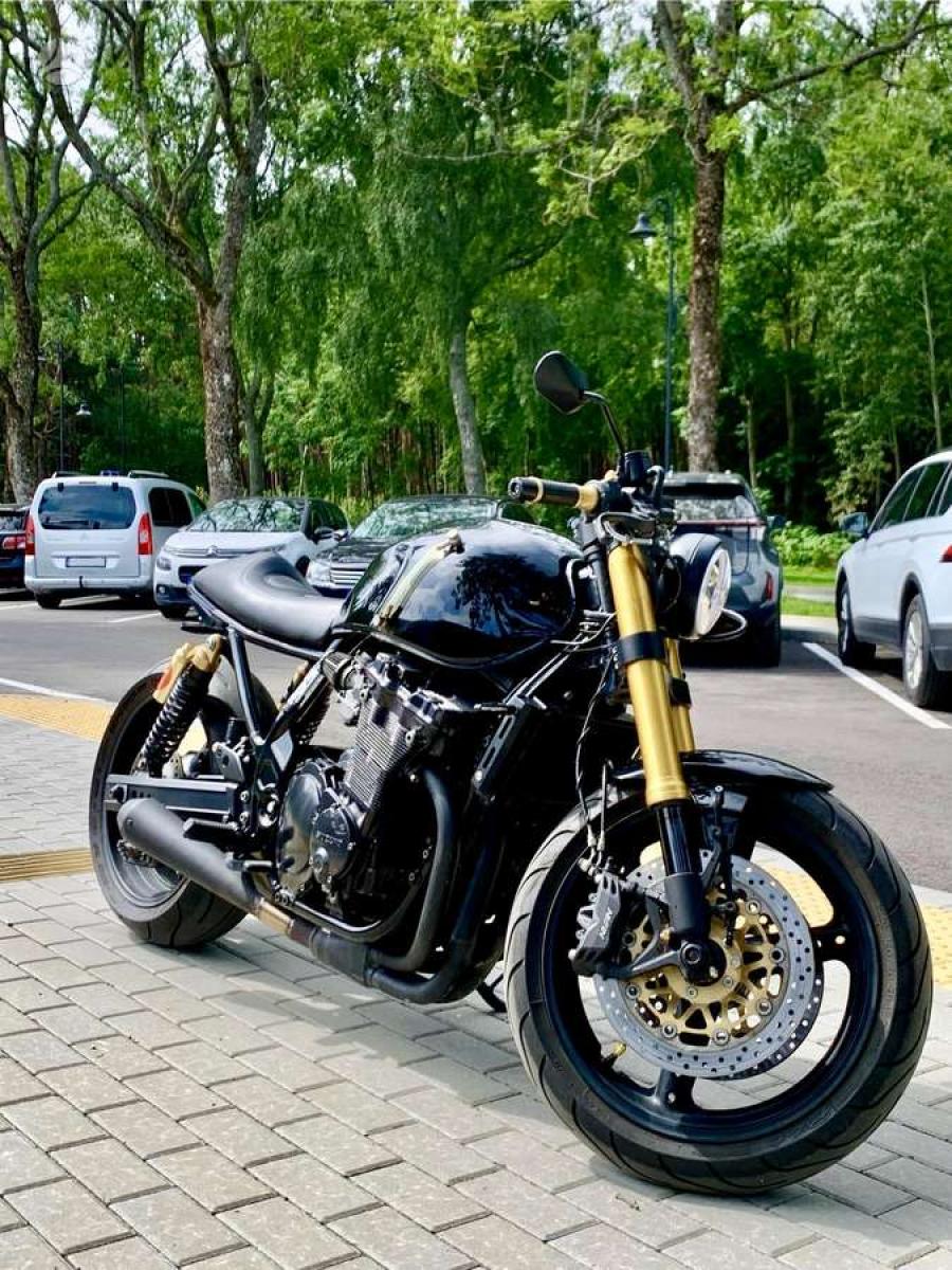 Melns Suzuki GSX 2002 Palanga, ar dzinēja tilpumu 0.75 L un nobraukumu 22 tūkst. km par 3499 €, foto 5 vietnē AUTOMOTO.COM.LV