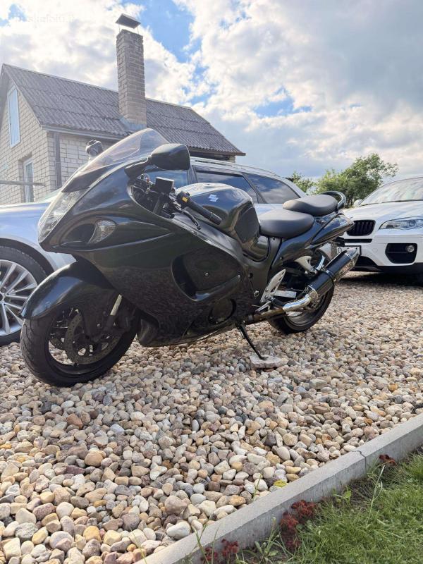 Черный Сузуки GSX 2008 в Ионава, объемом двигателя 1.35 л и пробегом 20 тыс. км за 8000 €, фото 6 на AUTOMOTO.COM.LV