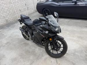Черный Сузуки GSX 2018 в Шяуляй, объемом двигателя 2.50 л и пробегом 3 тыс. км за 3490 €, фото  на AUTOMOTO.COM.LV