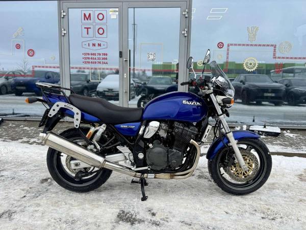 Zils Suzuki GSX 2001 Viļņa, ar dzinēja tilpumu 0.75 L un nobraukumu 46 tūkst. km par 2199 €, foto 9 vietnē AUTOMOTO.COM.LV