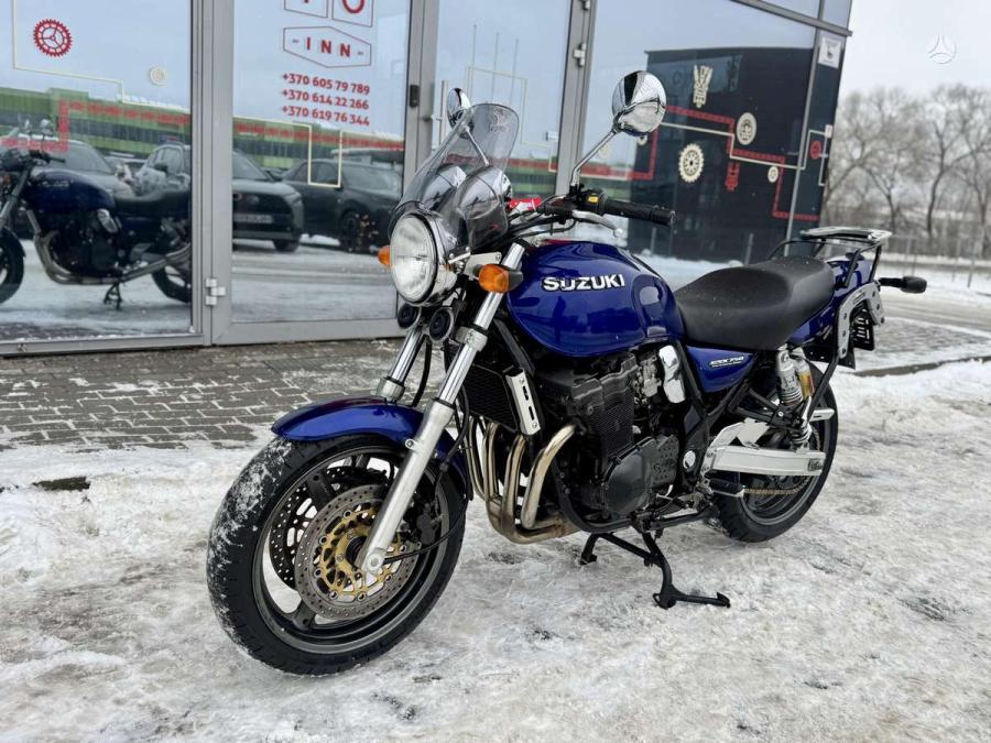 Синий Сузуки GSX 2001 в Вильнюс, объемом двигателя 0.75 л и пробегом 46 тыс. км за 2199 €, фото 11 на AUTOMOTO.COM.LV
