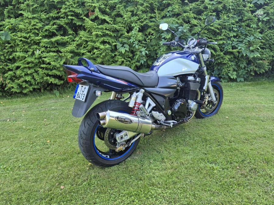 Blue Suzuki GSX 2008 in Tukums, with an engine capacity of 1.40 L and mileage of 14 thousand km for 3500 €, photo 1 on AUTOMOTO.COM.LV