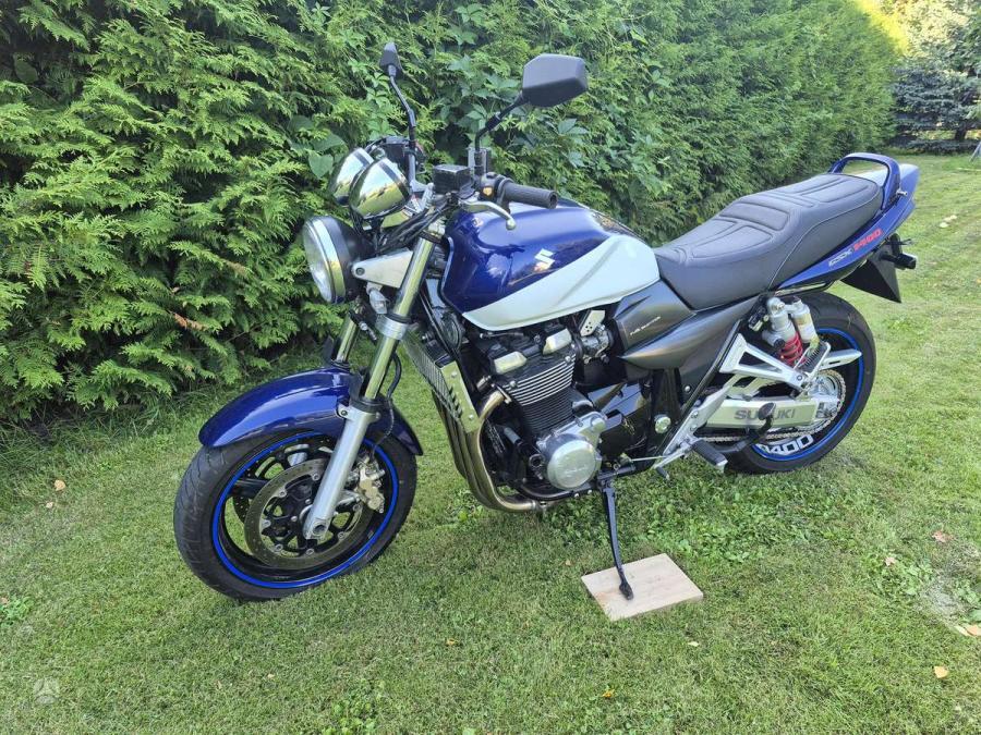 Blue Suzuki GSX 2008 in Tukums, with an engine capacity of 1.40 L and mileage of 14 thousand km for 3500 €, photo 3 on AUTOMOTO.COM.LV