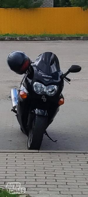 Melns Suzuki GSX-F 1999 Viļņa, ar dzinēja tilpumu 0.75 L un nobraukumu 314 tūkst. km par 1500 €, foto 7 vietnē AUTOMOTO.COM.LV
