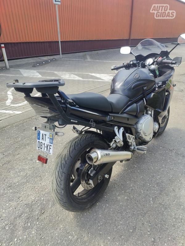 Melns Suzuki GSX-F 2008 Ignalina, ar dzinēja tilpumu 0.65 L un nobraukumu 82 tūkst. km par 2450 €, foto 4 vietnē AUTOMOTO.COM.LV