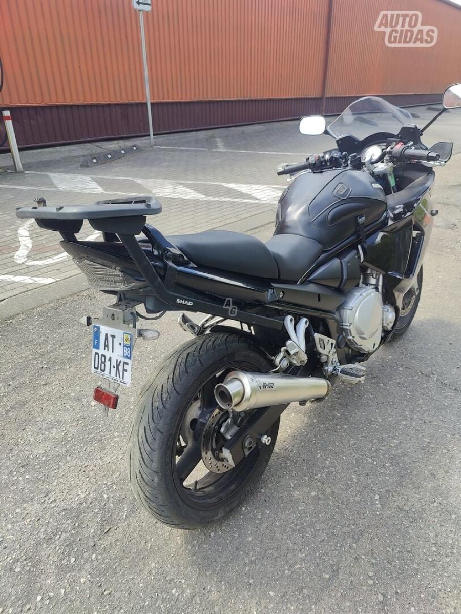 Melns Suzuki GSX-F 2008 Ignalina, ar dzinēja tilpumu 0.65 L un nobraukumu 82 tūkst. km par 2450 €, foto 5 vietnē AUTOMOTO.COM.LV