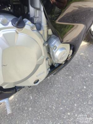 Melns Suzuki GSX-F 2008 Ignalina, ar dzinēja tilpumu 0.65 L un nobraukumu 82 tūkst. km par 2450 €, foto 9 vietnē AUTOMOTO.COM.LV