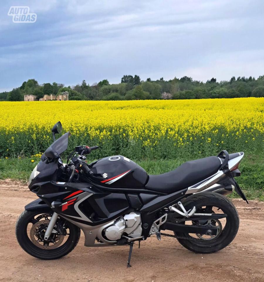 Черный Сузуки GSX-F 2008 в Паневежис, объемом двигателя 0.65 л и пробегом 55 тыс. км за 1990 €, фото 1 на AUTOMOTO.COM.LV