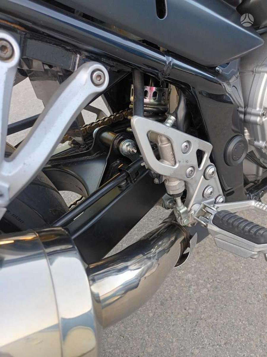 Черный Сузуки GSX-F 2008 в Клайпеда, объемом двигателя 0.65 л и пробегом 25 тыс. км за 2600 €, фото 11 на AUTOMOTO.COM.LV