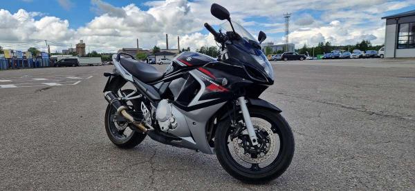 Черный Сузуки GSX-F 2008 в Паневежис, объемом двигателя 0.65 л и пробегом 47 тыс. км за 2500 €, фото 2 на AUTOMOTO.COM.LV