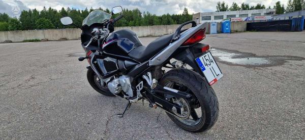 Черный Сузуки GSX-F 2008 в Паневежис, объемом двигателя 0.65 л и пробегом 47 тыс. км за 2500 €, фото 3 на AUTOMOTO.COM.LV