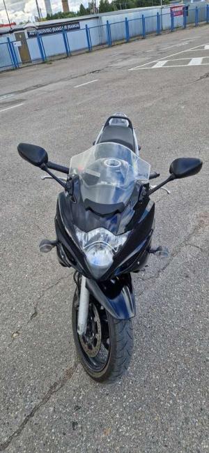 Black Suzuki GSX-F 2008 in Panevezys, with an engine capacity of 0.65 L and mileage of 47 thousand km for 2500 €, photo 6 on AUTOMOTO.COM.LV