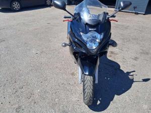 Black Suzuki GSX-F 2008 in Siauliai, with an engine capacity of 0.65 L and mileage of 50 thousand km for 2400 €, photo 4 on AUTOMOTO.COM.LV