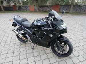 Black Suzuki GSX-F 2010 in Vilnius, with an engine capacity of 1.25 L and mileage of 56 thousand km for 3199 €, photo 4 on AUTOMOTO.COM.LV