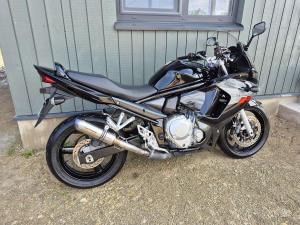 Black Suzuki GSX-F 2010 in Kursenai, with an engine capacity of 0.66 L and mileage of 44 thousand km for 3150 €, photo 6 on AUTOMOTO.COM.LV