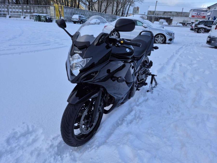 Melns Suzuki GSX-F 2013 Klaipėda, ar dzinēja tilpumu 0.66 L un nobraukumu 29 tūkst. km par 3600 €, foto 3 vietnē AUTOMOTO.COM.LV