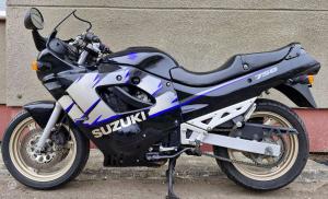 Синий Сузуки GSX-F 1994 в Каунас, объемом двигателя 0.75 л и пробегом 36 тыс. км за 1050 €, фото 11 на AUTOMOTO.COM.LV