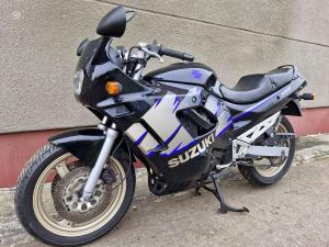 Синий Сузуки GSX-F 1994 в Каунас, объемом двигателя 0.75 л и пробегом 36 тыс. км за 1050 €, фото 12 на AUTOMOTO.COM.LV
