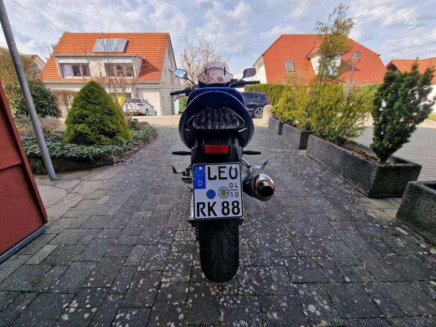 Zils Suzuki GSX-F 2014 Visaginas, ar dzinēja tilpumu 1.25 L un nobraukumu 40 tūkst. km par 3250 €, foto 5 vietnē AUTOMOTO.COM.LV