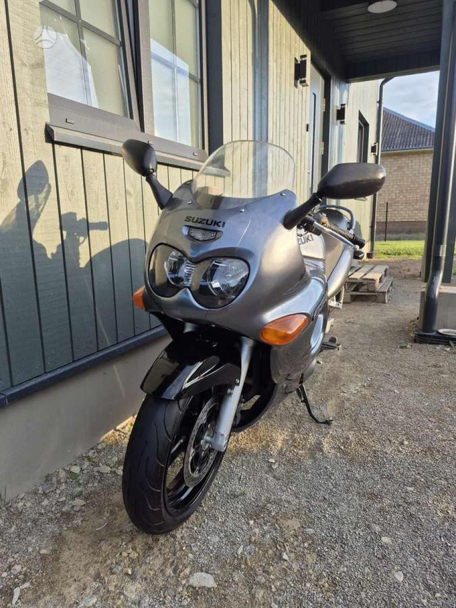 Pelēks Suzuki GSX-F 2003 Kuršėnai, ar dzinēja tilpumu 0.75 L un nobraukumu 45 tūkst. km par 1199 €, foto 6 vietnē AUTOMOTO.COM.LV