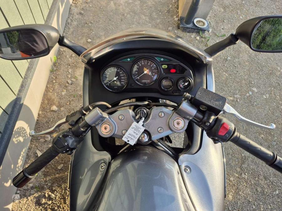 Pelēks Suzuki GSX-F 2003 Kuršėnai, ar dzinēja tilpumu 0.75 L un nobraukumu 45 tūkst. km par 1199 €, foto 9 vietnē AUTOMOTO.COM.LV