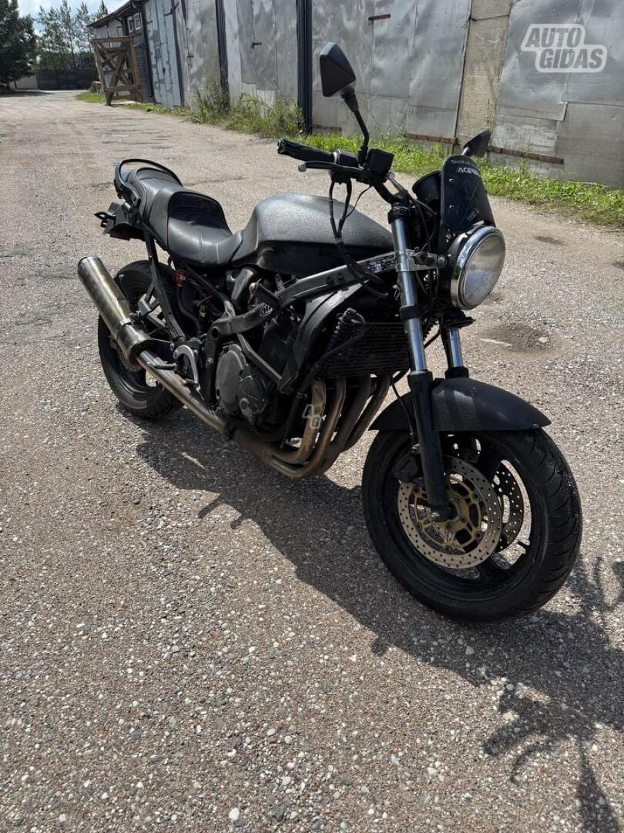 Suzuki GSX-F 1995 in Mazeikiai, with an engine capacity of 0.75 L and mileage of 0 thousand km for 465 €, photo 3 on AUTOMOTO.COM.LV