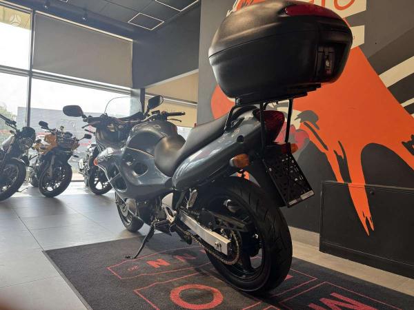 Suzuki GSX-F 2000 Viļņa vietnē Suzuki GSX-F 2000 Viļņa, ar dzinēja tilpumu 0.75 L un nobraukumu 41 tūkst. km par 1499 €, foto 4 vietnē AUTOMOTO.COM.LV