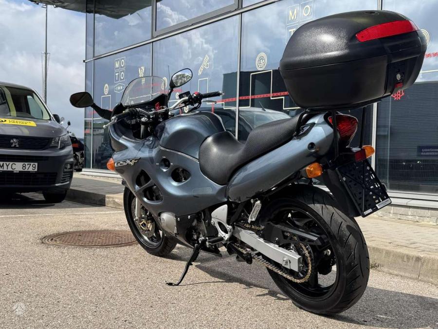 Suzuki GSX-F 2000 Viļņa, ar dzinēja tilpumu 0.75 L un nobraukumu 41 tūkst. km par 1499 €, foto 7 vietnē AUTOMOTO.COM.LV