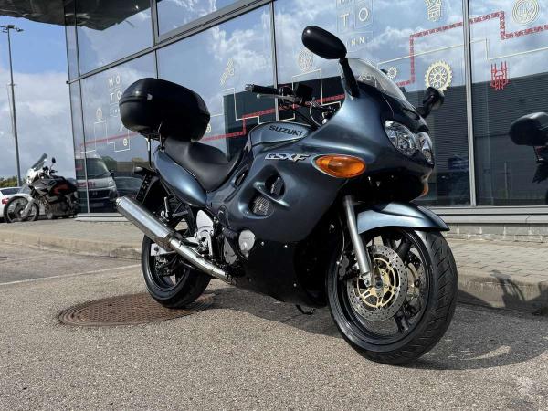 Suzuki GSX-F 2000 Viļņa vietnē Suzuki GSX-F 2000 Viļņa, ar dzinēja tilpumu 0.75 L un nobraukumu 41 tūkst. km par 1499 €, foto 8 vietnē AUTOMOTO.COM.LV