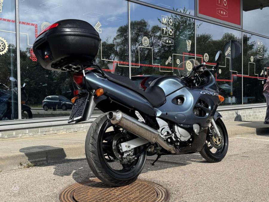 Suzuki GSX-F 2000 Viļņa, ar dzinēja tilpumu 0.75 L un nobraukumu 41 tūkst. km par 1499 €, foto 10 vietnē AUTOMOTO.COM.LV