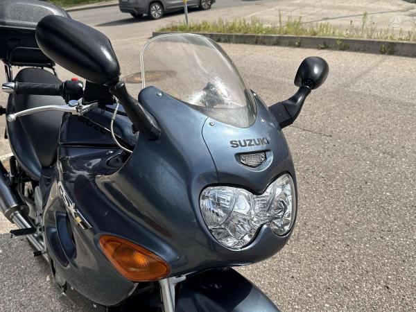 Suzuki GSX-F 2000 Viļņa vietnē Suzuki GSX-F 2000 Viļņa, ar dzinēja tilpumu 0.75 L un nobraukumu 41 tūkst. km par 1499 €, foto 11 vietnē AUTOMOTO.COM.LV