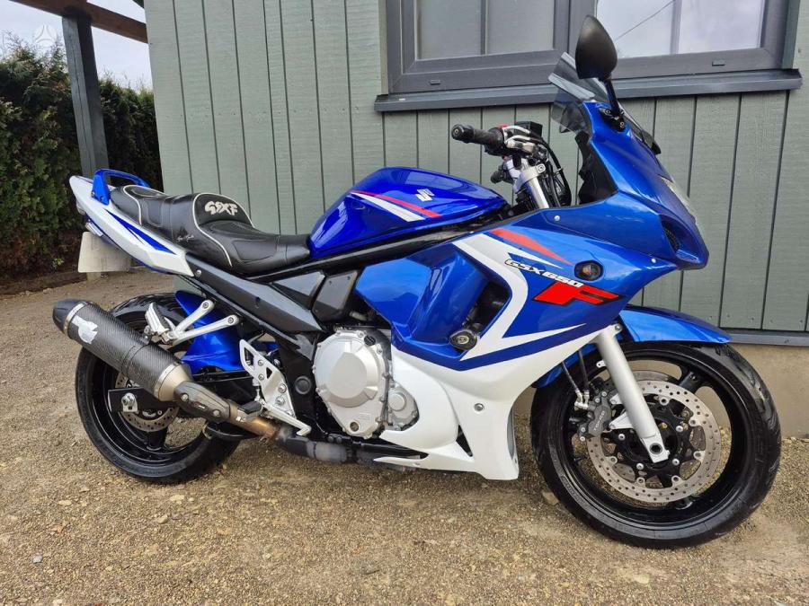 Suzuki GSX-F 2008 Šauļi, ar dzinēja tilpumu 0.66 L un nobraukumu 39 tūkst. km par 2850 €, foto 1 vietnē AUTOMOTO.COM.LV