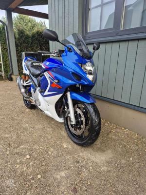 Suzuki GSX-F 2008 Šauļi, ar dzinēja tilpumu 0.66 L un nobraukumu 39 tūkst. km par 2850 €, foto 4 vietnē AUTOMOTO.COM.LV
