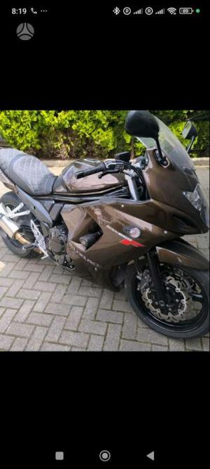 Suzuki GSX-F 2010 Kauņa, ar dzinēja tilpumu 0.65 L un nobraukumu 47 tūkst. km par 3000 €, foto 2 vietnē AUTOMOTO.COM.LV