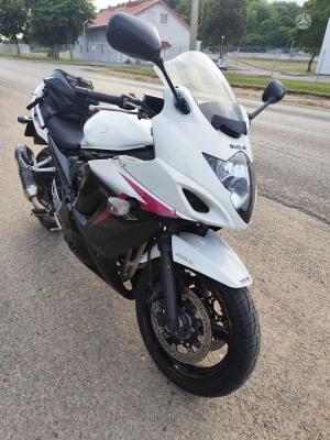 Suzuki GSX-F 2010 in Jonava, with an engine capacity of 0.66 L and mileage of 49 thousand km for 3100 €, photo 1 on AUTOMOTO.COM.LV