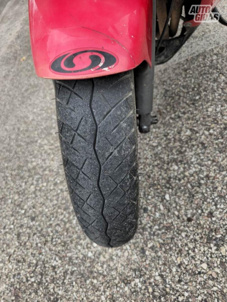Sarkans Suzuki GSX-F 1991 Utena, ar dzinēja tilpumu 0.60 L un nobraukumu 0 tūkst. km par 850 €, foto 7 vietnē AUTOMOTO.COM.LV