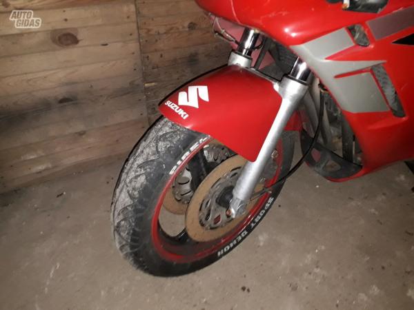 Red Suzuki GSX-F 1992 in Vilnius, with an engine capacity of 0.75 L and mileage of 0 thousand km for 650 €, photo 6 on AUTOMOTO.COM.LV