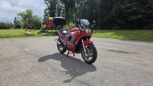 Красный Сузуки GSX-F 1993 в Паневежис, объемом двигателя 0.00 л и пробегом 0 тыс. км за 1300 €, фото  на AUTOMOTO.COM.LV
