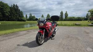 Красный Сузуки GSX-F 1993 в Паневежис, объемом двигателя 0.00 л и пробегом 0 тыс. км за 1300 €, фото 4 на AUTOMOTO.COM.LV