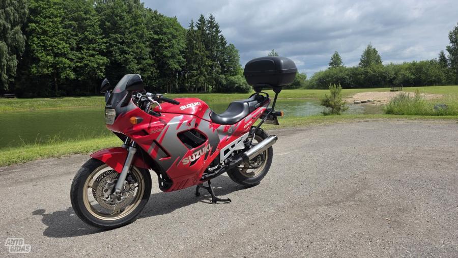 Красный Сузуки GSX-F 1993 в Паневежис, объемом двигателя 0.00 л и пробегом 0 тыс. км за 1300 €, фото 8 на AUTOMOTO.COM.LV