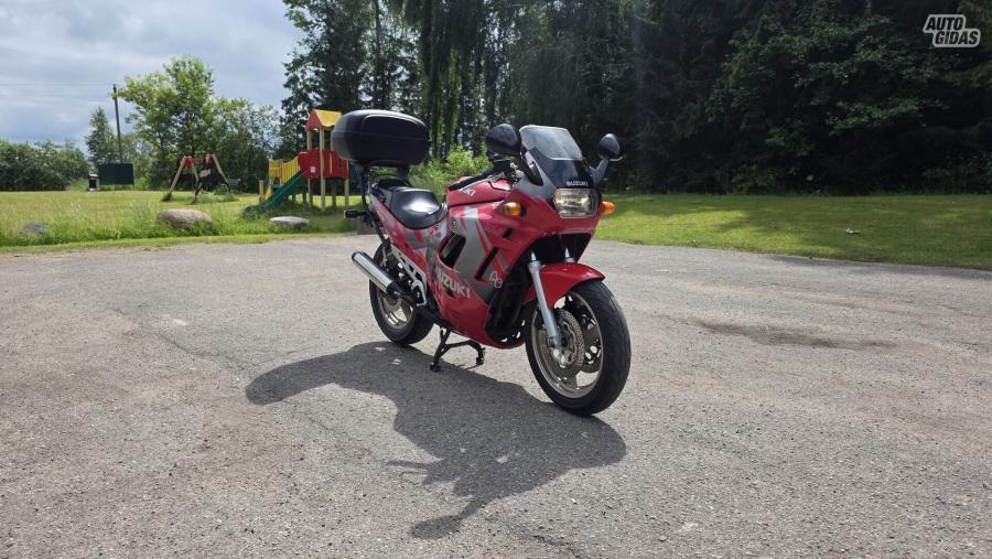 Sarkans Suzuki GSX-F 1993 Panevēža, ar dzinēja tilpumu 0.60 L un nobraukumu 0 tūkst. km par 800 €, foto 1 vietnē AUTOMOTO.COM.LV