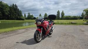 Sarkans Suzuki GSX-F 1993 Panevēža, ar dzinēja tilpumu 0.60 L un nobraukumu 0 tūkst. km par 800 €, foto 3 vietnē AUTOMOTO.COM.LV