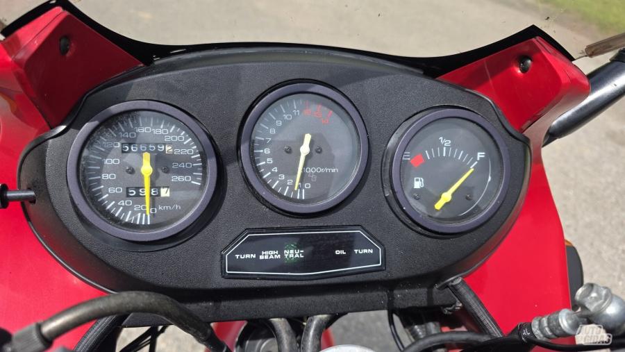 Sarkans Suzuki GSX-F 1993 Panevēža, ar dzinēja tilpumu 0.60 L un nobraukumu 0 tūkst. km par 800 €, foto 7 vietnē AUTOMOTO.COM.LV