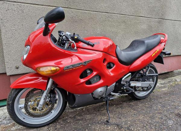 Red Suzuki GSX-F 1999 in Kaunas, with an engine capacity of 0.60 L and mileage of 21 thousand km for 1350 €, photo 11 on AUTOMOTO.COM.LV